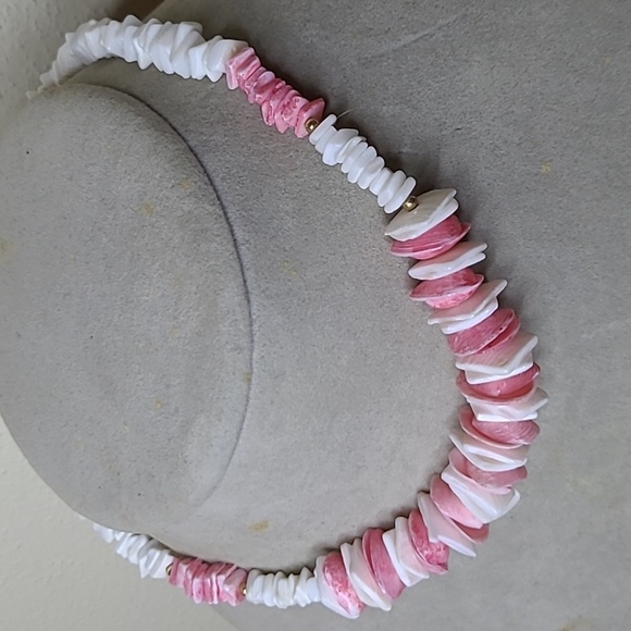 Vintage | Jewelry | Vintage Pink And White Hawaiian Shell Necklace ...